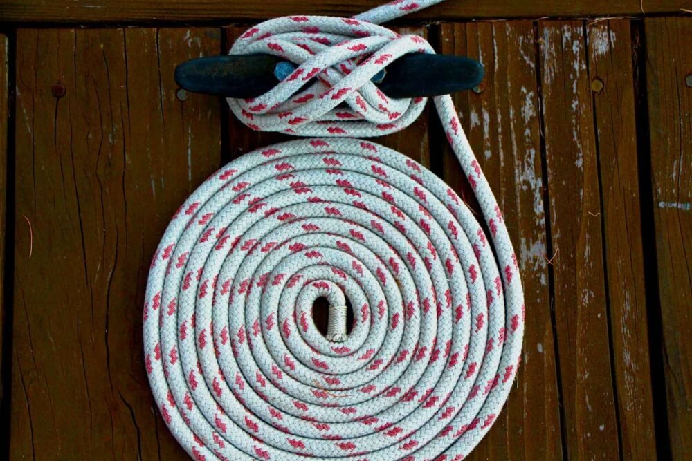 How to Seal the End of a Polyester Rope: Easy Methods