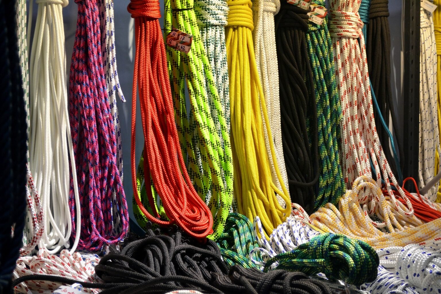 Polyester vs. Polypropylene Rope: Key Differences Explained